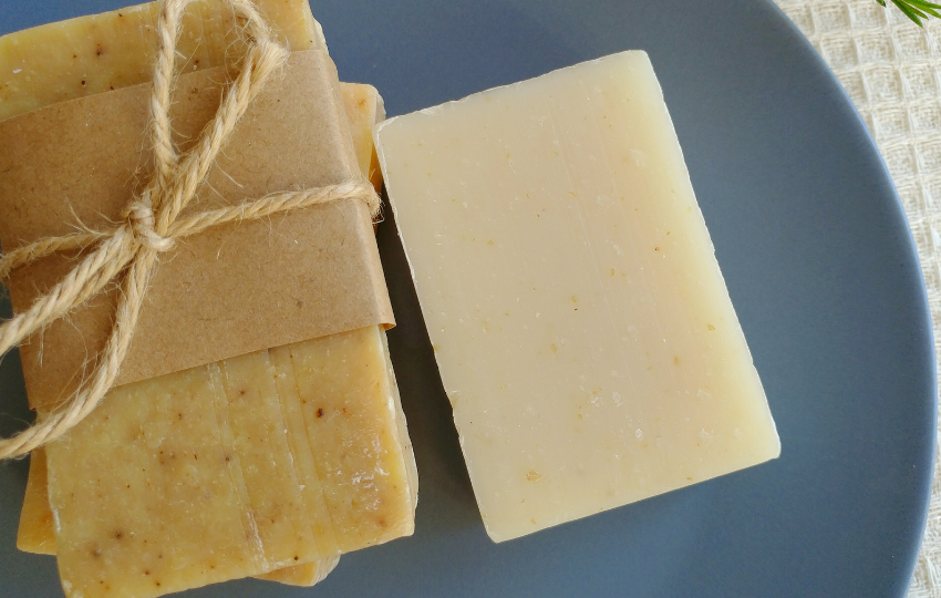 8 Sustainable items to pack when traveling to Namibia.